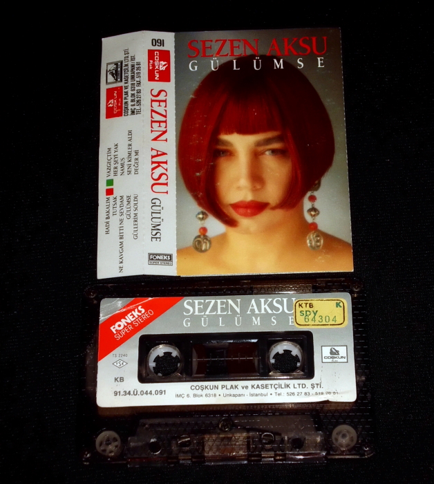 Türkiye’nin Pop Müziğine Ruhunu Üfleyen Adam: Onno Tunç | Dark Blue Notes