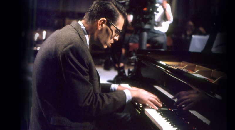 Bill Evans: Danimarka'da Bulunan Hazine Sandığı (1965-9) | Dark Blue Notes